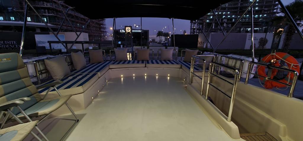 85ft Serdal - 85ft/26m Boat (Dubai) | 2023 Updated Prices | Bookanyboat