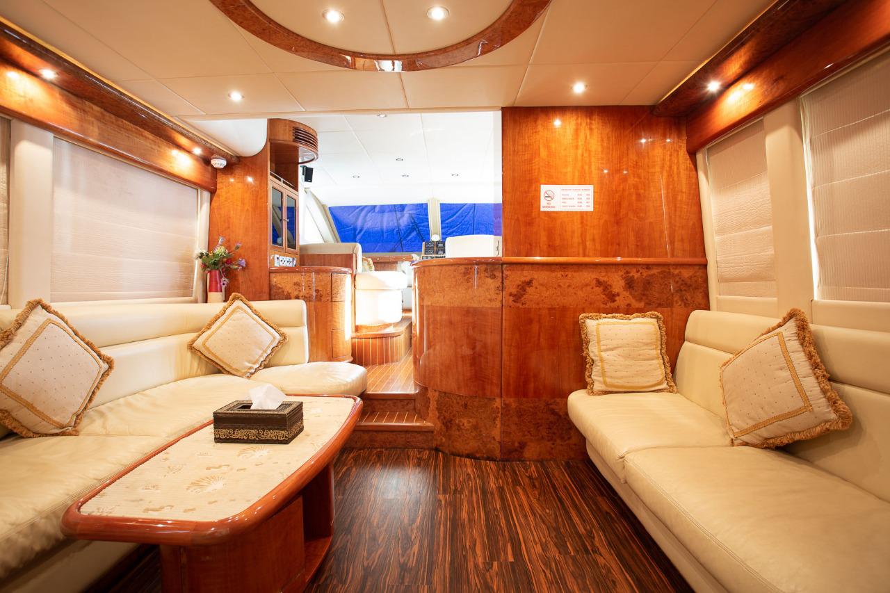 Majesty 66 - 66ft/20m Boat (Dubai) | 2022 Updated Prices, Reviews ...