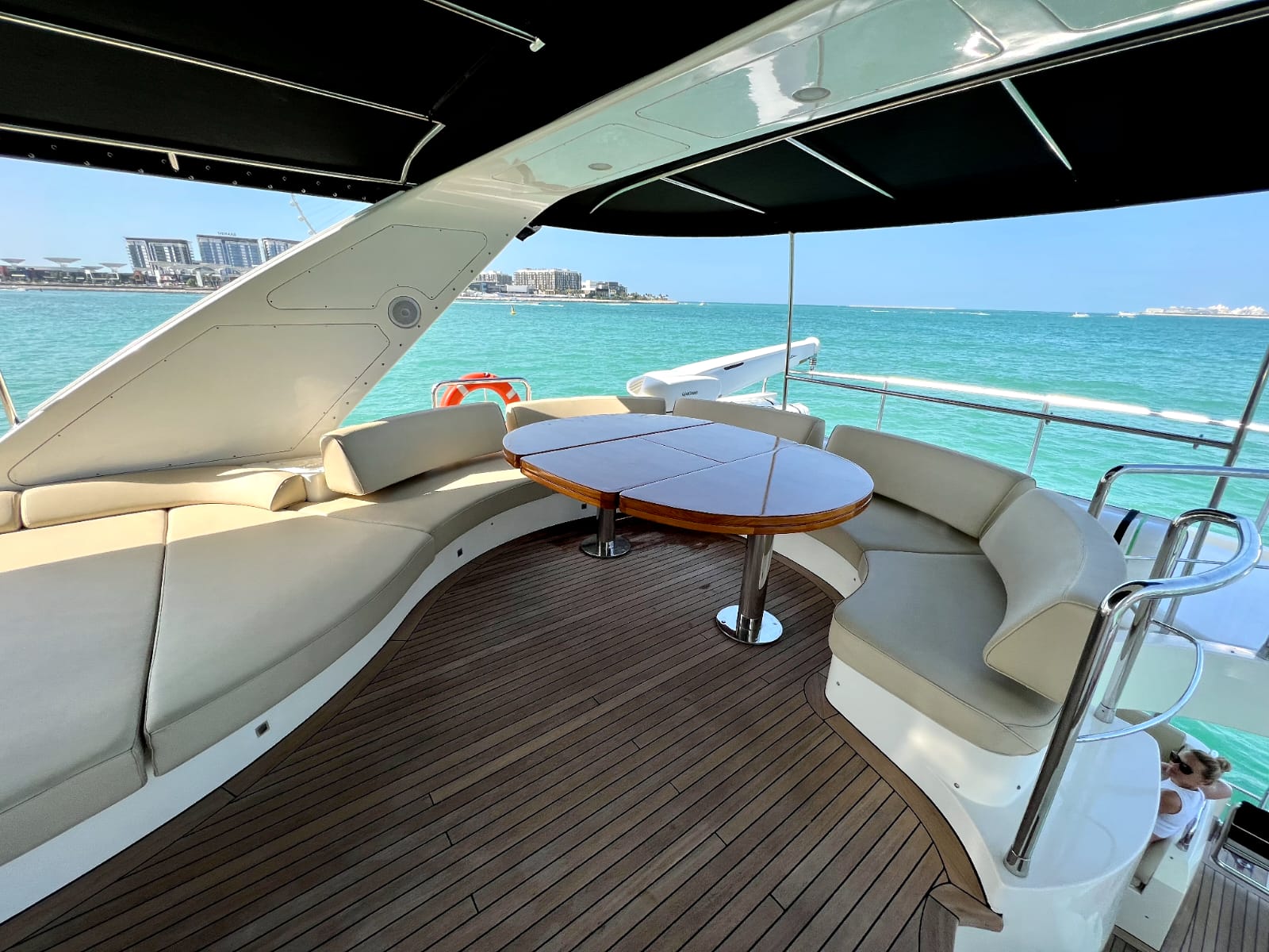 Azimut 75 Viktoria - 75ft/23m Boat (Dubai) | 2023 Updated Prices ...