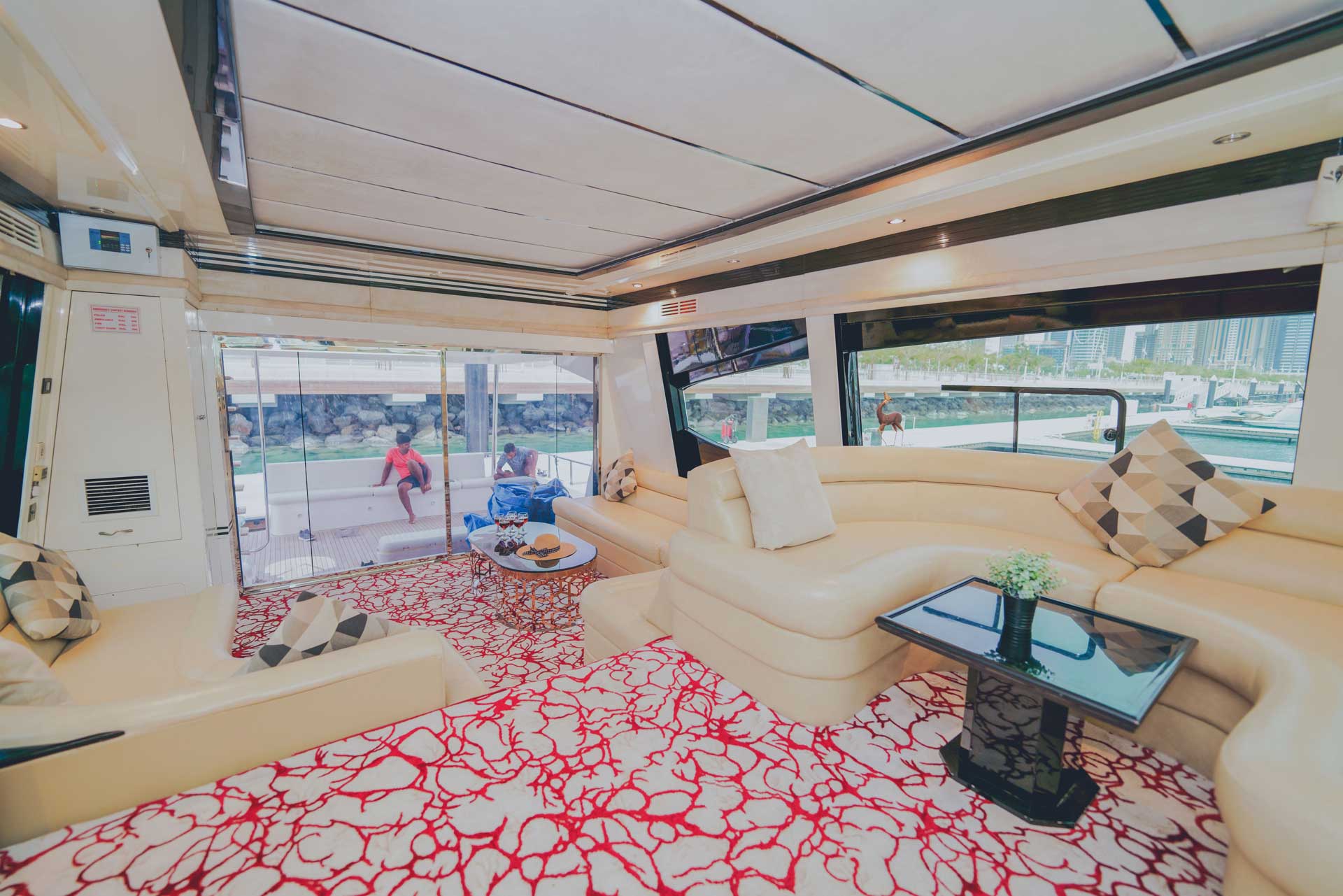 80ft Pluto D3 - 80ft/24m Boat (Dubai) | 2022 Updated Prices, Reviews ...