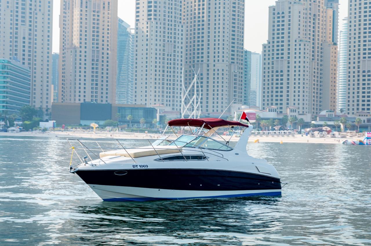 Regal 33ft - 33ft/10m Boat (Dubai) | 2023 Updated Prices | Bookanyboat